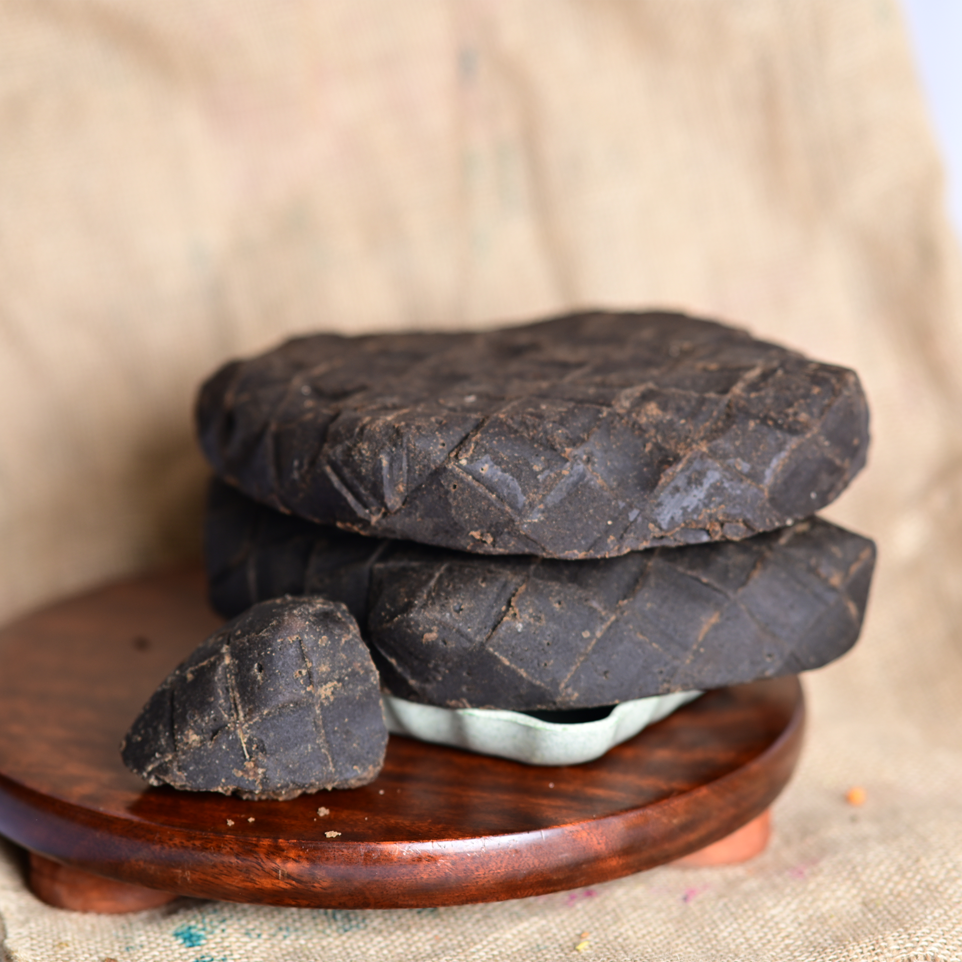 Thati Bellam(Palm Jaggery) – PalleturiPachallu